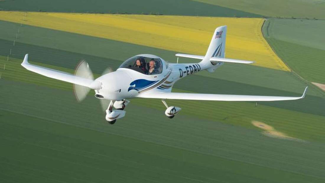 Aquila A211 - Dank Turbo-Power noch mehr Biss - aerokurier